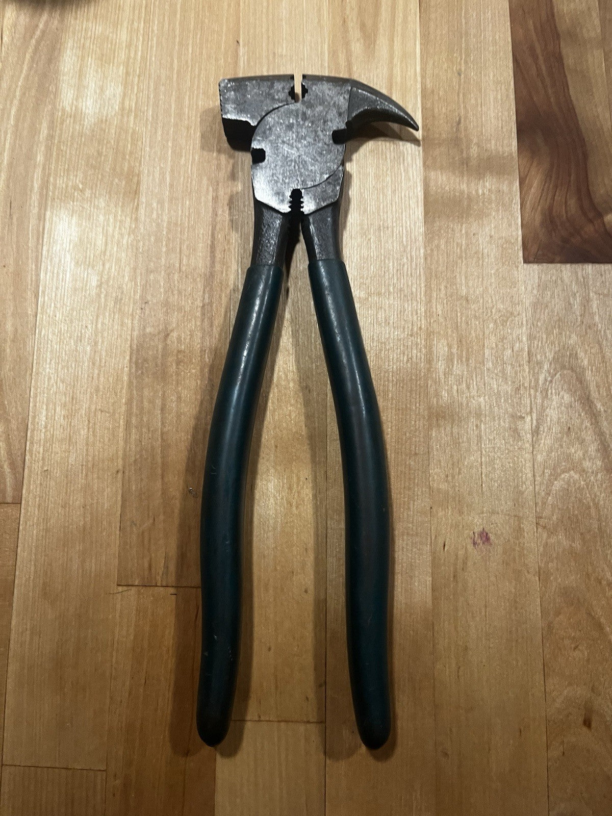 Diamond Fencing Pliers USA Vintage Farm Tool Hammer Claw Cutter Grip P ...